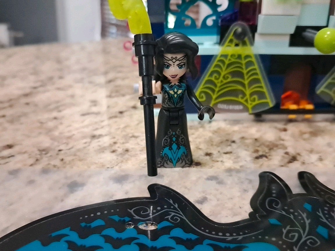 LEGO Elves: Emily & Noctura's Showdown (41195) - 100%, instructions ...