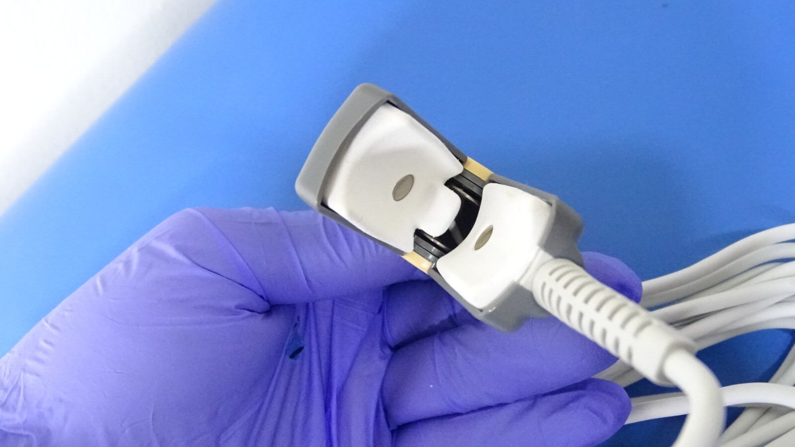 Philips M1196A Adult Clip SpO2 Sensor Original | eBay