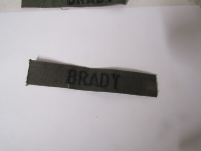 MILITARY PATCH SEW ON NAME TAPE TAG US ARMY COMBAT USED WITH NAME BRADY ...
