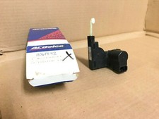 Genuine GM / AC Delco OEM Left Lock Assembly 15110641 / 16637319 ...