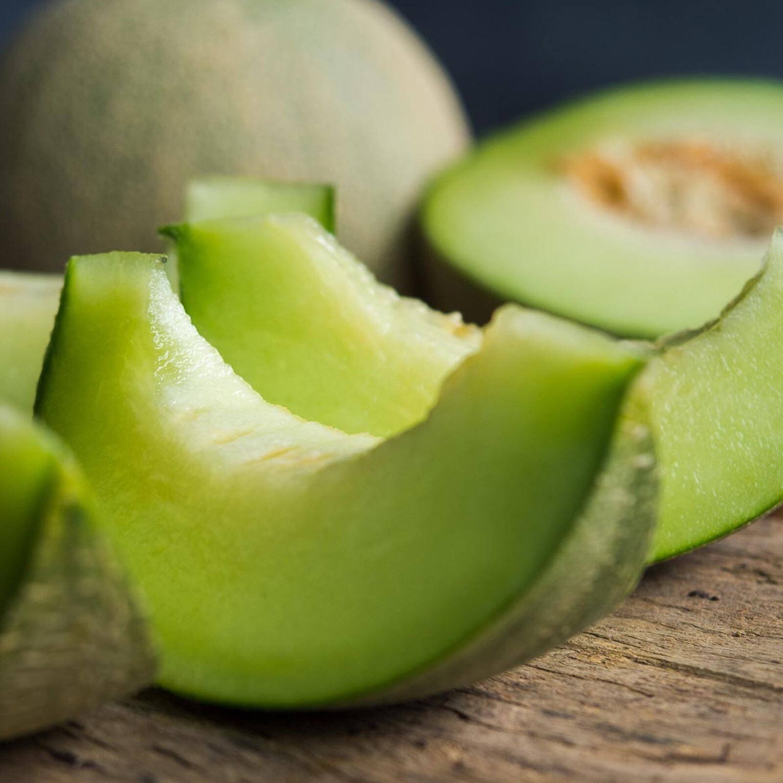 ROCKMELON Honeydew 25+seeds GROW GREEN FLESH melon vegetable garden ...