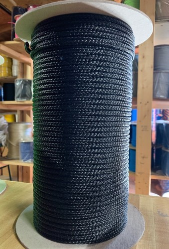 6mm x 252ft. 16 Strand Hollow Braid Polyethylene Rope. Black. Made in ...