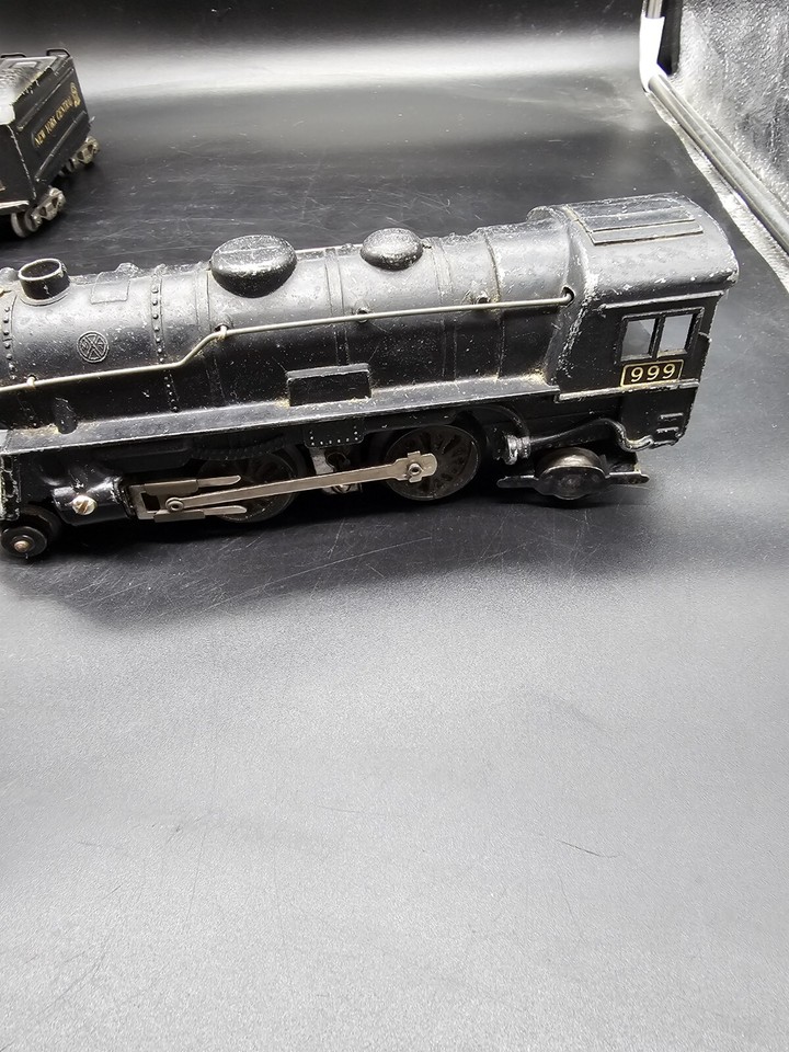 MARX Toy Train Freight Set: 999 Locomotive / Cars / Track / Transformer ...