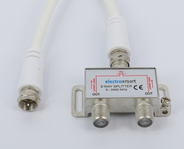2 Way Satellite LNB 2.45ghz Splitter Wth Patch Lead Please Check ...