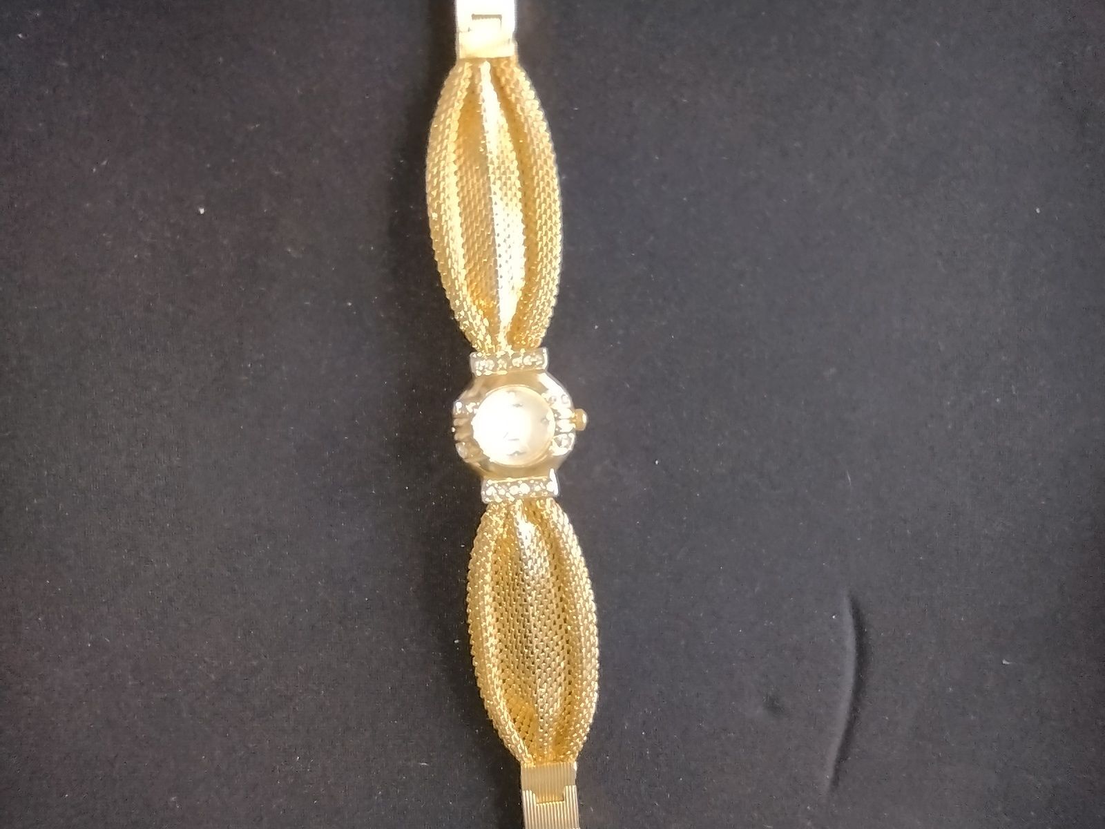 Vintage Cassant Women's Watch Gold-tone Mesh Band Rhinestones | eBay