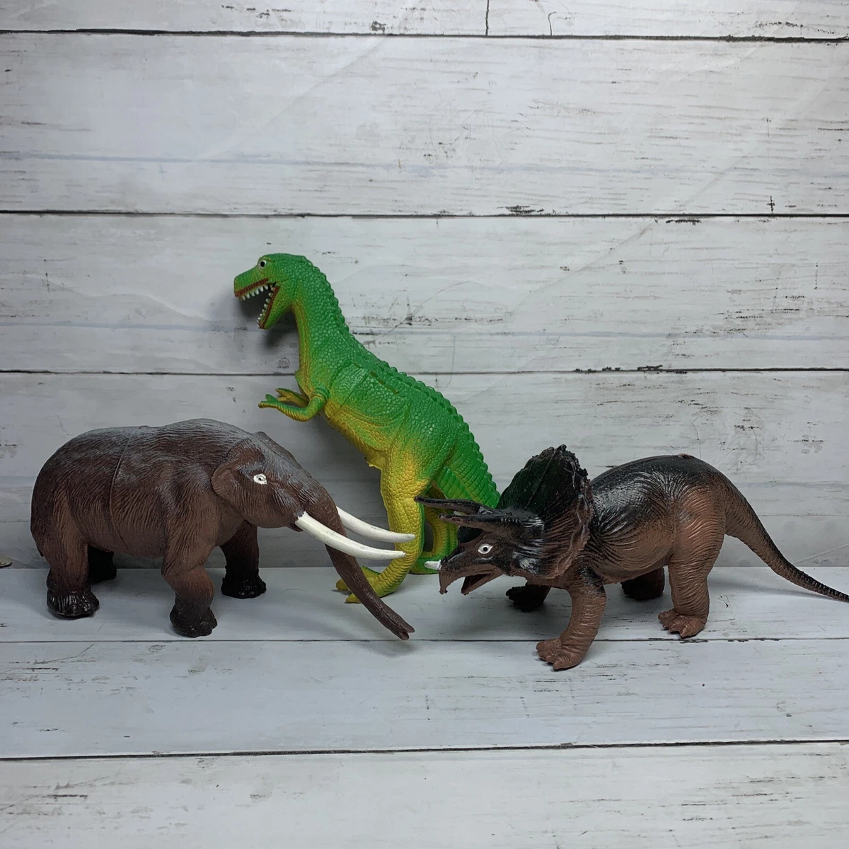 Mammoth Vs T Rex