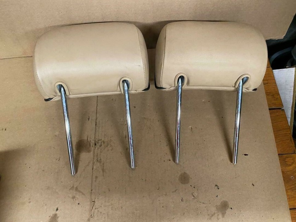 Pair of 03 04 05 Range Rover Rear Headrests Beige W. Black Piping Left ...