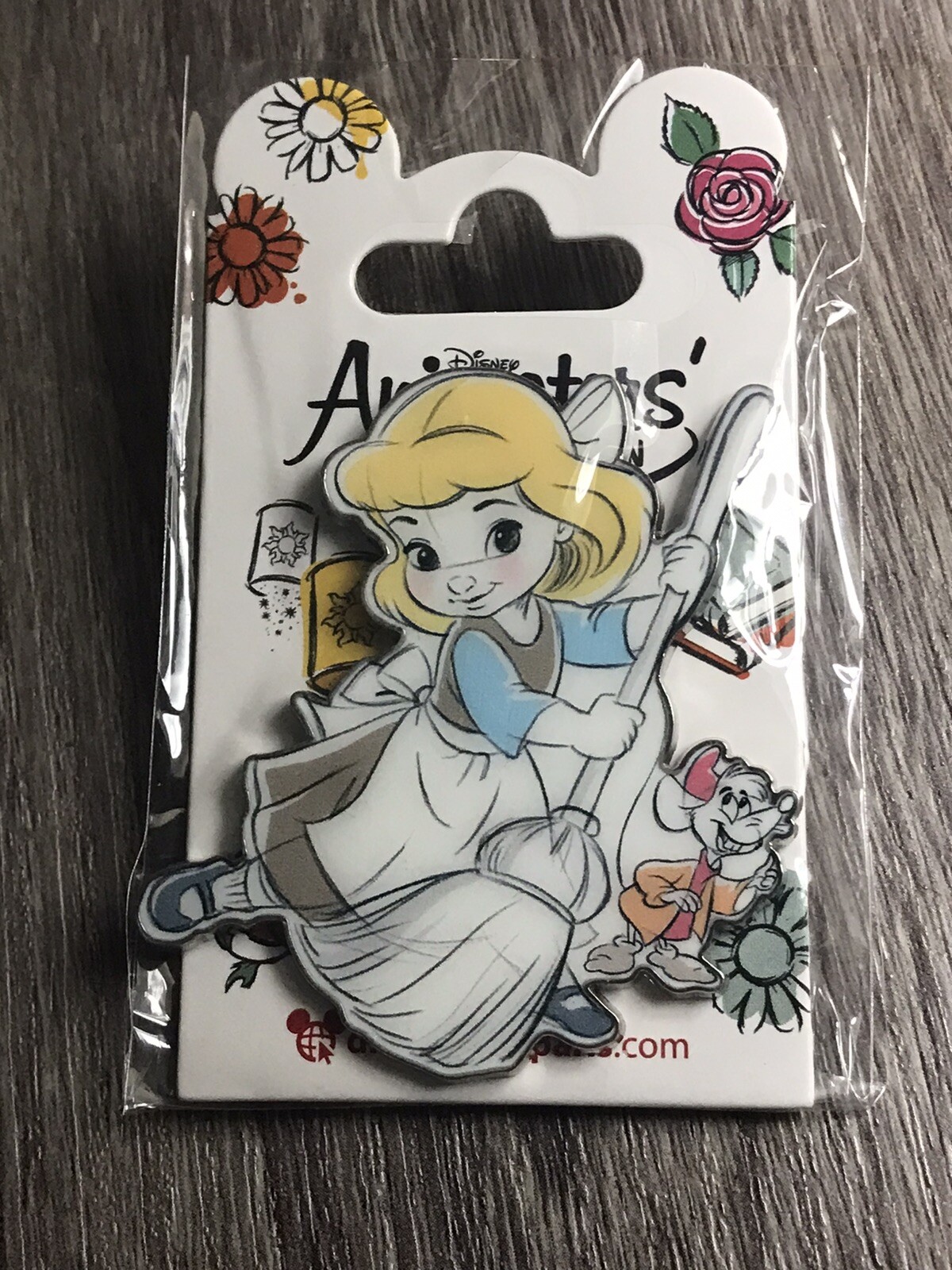 Disney DLP DLRP Disneyland Paris Rags Sweeping Jaq Cinderella Animators ...