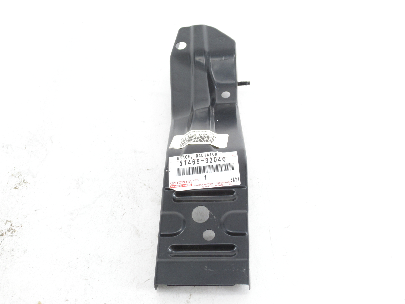 Genuine OEM Toyota Lexus 51465-06020 Radiator Support Side Brace RH ...