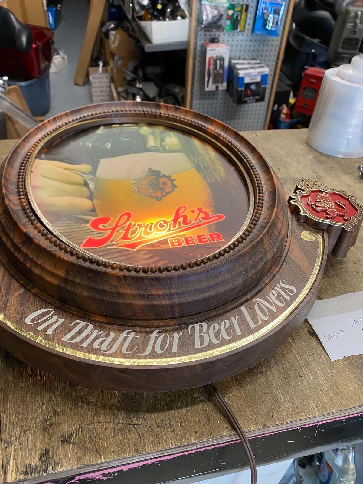 Vtg Strohs Draft For Beer Lovers Light up sign 18x19 Brewerian Man Cave ...