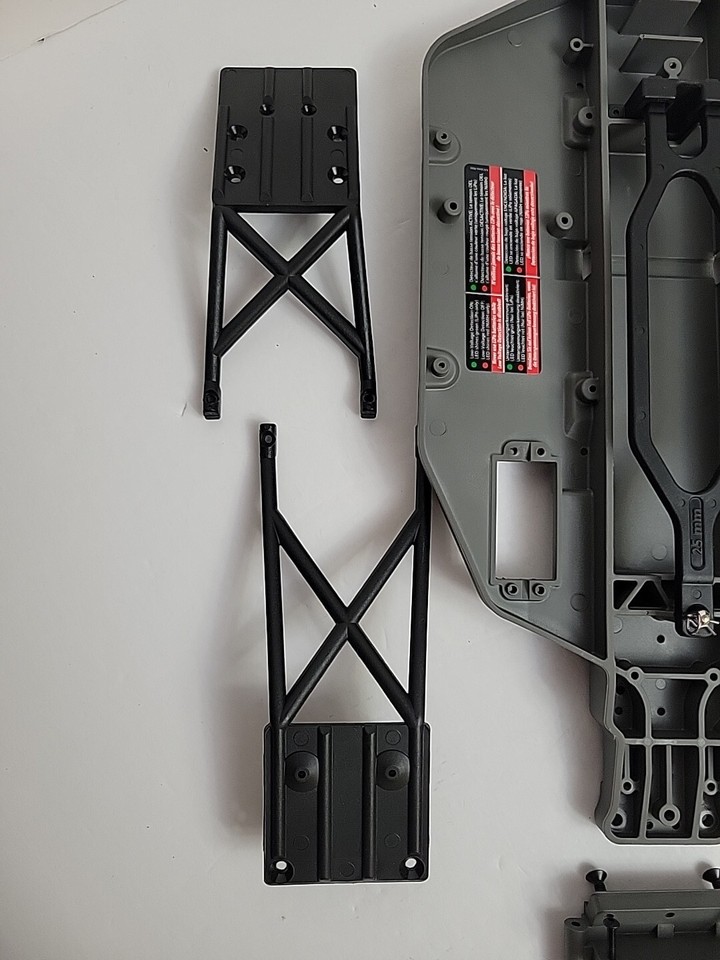 Fits Traxxas Slash 2wd Chassis Kit NEW | eBay
