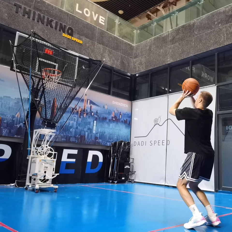Basketball Automatic Serving Machine Basketball Shooting Machine ...