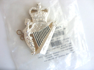 ROYAL IRISH REGIMENT LARGE CAUBEEN PIPERS CAP BADGE - IRISH RANGERS 2nd ...