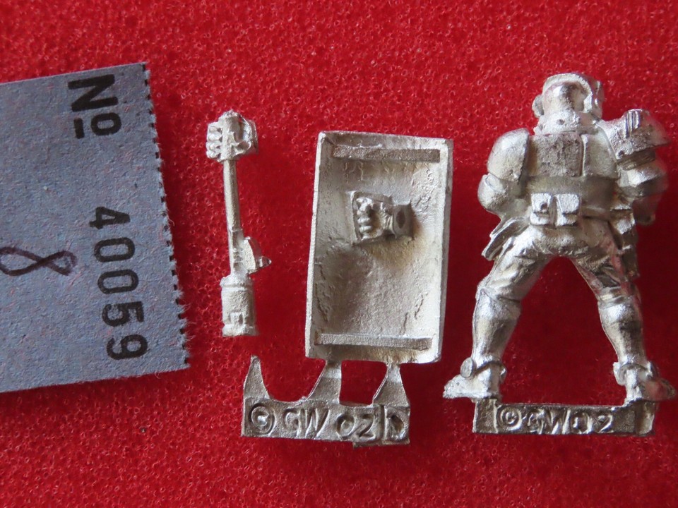 Warhammer 40k Adeptus Arbites Enforcers with Riot Shield Baton Metal ...