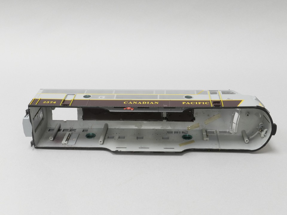 Lionel Train Parts 6304584002 Shell Postwar Scale F-3A Canadian Pacific ...