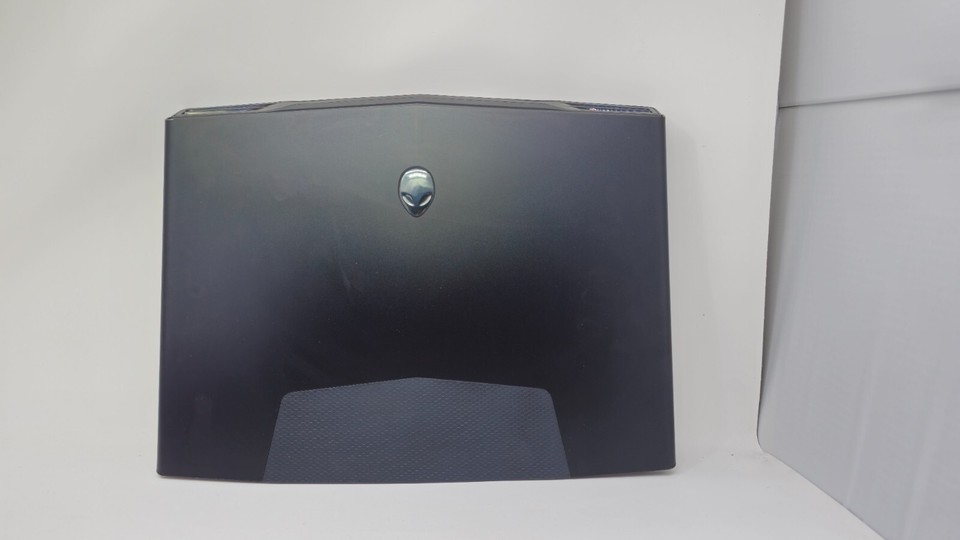 Alienware M17x R2 Laptop i7-720QM 1.60GHz, 8GB RAM, 160GB SSD, Radeon ...