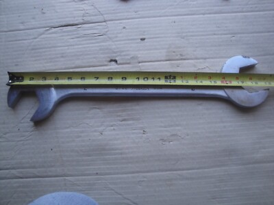 Wrenches - 4 Way Angle Head