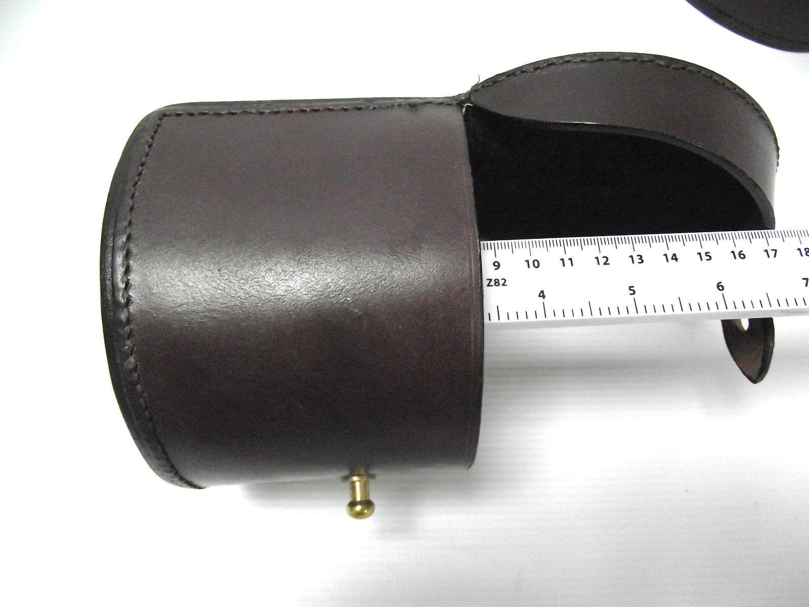 Genuine leather fishing reel case will fit any reel up to 31/4" high x ...