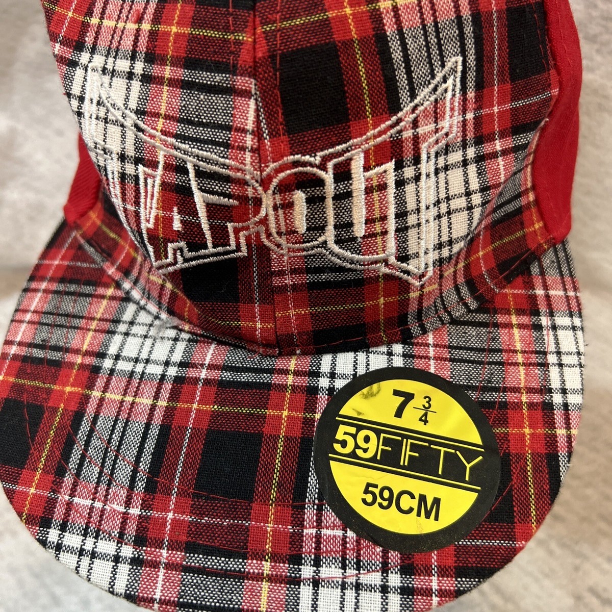 Tapout Hats Red TAPOUT SNAPBACK CAP FLAT BRIM BLACK/RED