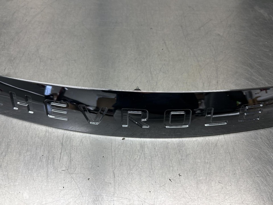 2003-2006 Chevrolet SSR OEM Hood Nameplate Emblem CHROME 15167721 | eBay