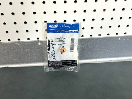Ford OEM NOS FB5Z-6840-A Oil Filter Adapter Gasket 2017-2020 Fusion 2 ...