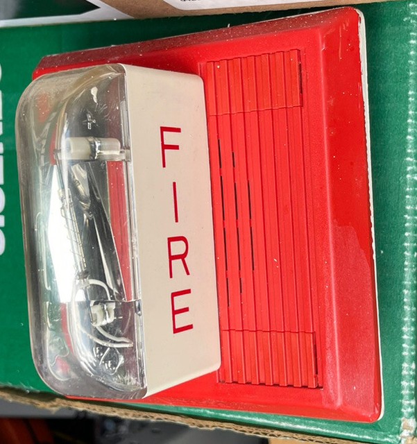 Cooper Wheelock Mt-24-lsm Fire Alarm Speaker Strobe MT24LSM for sale ...