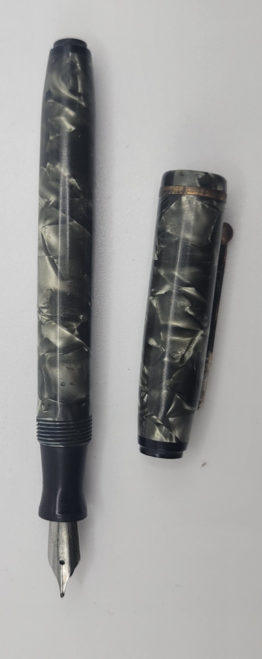 Lot of 3 Vintage Fountain Pens 1 is a 14k Nib Green Marble Viceroy ...