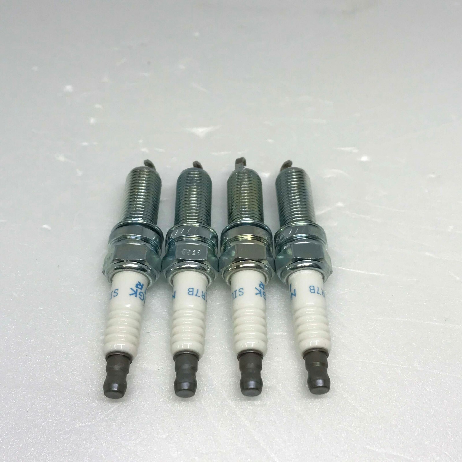1884608071 Spark Plug for Hyundai Sonata YF LF & Kia K5 | eBay
