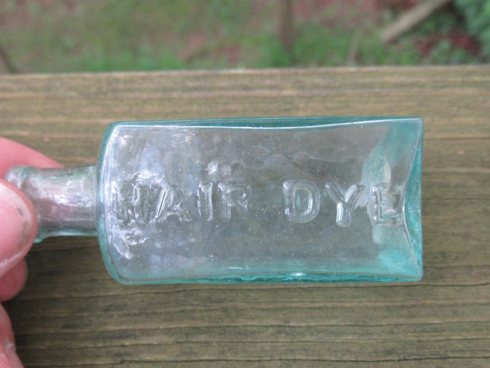 2 Antique Batchelor's Liquid Hair Dye No 1 blown bottles 3.25", 3" | eBay