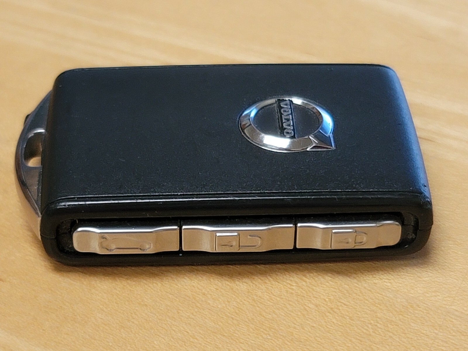 Genuine 2016-2021 Volvo 4 Button Smart Key Remote HUF8423 YGOHUF8423 ...