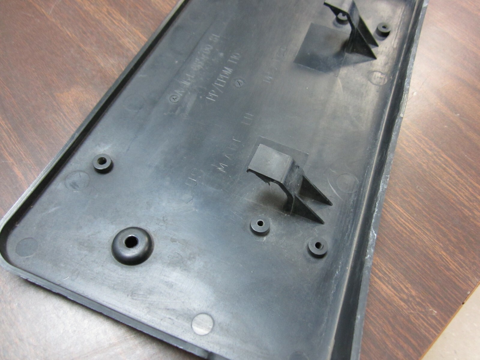 05-11 MERCEDES ML 350 500 550 GENUINE LICENSE PLATE Bracket A1648850081 ...