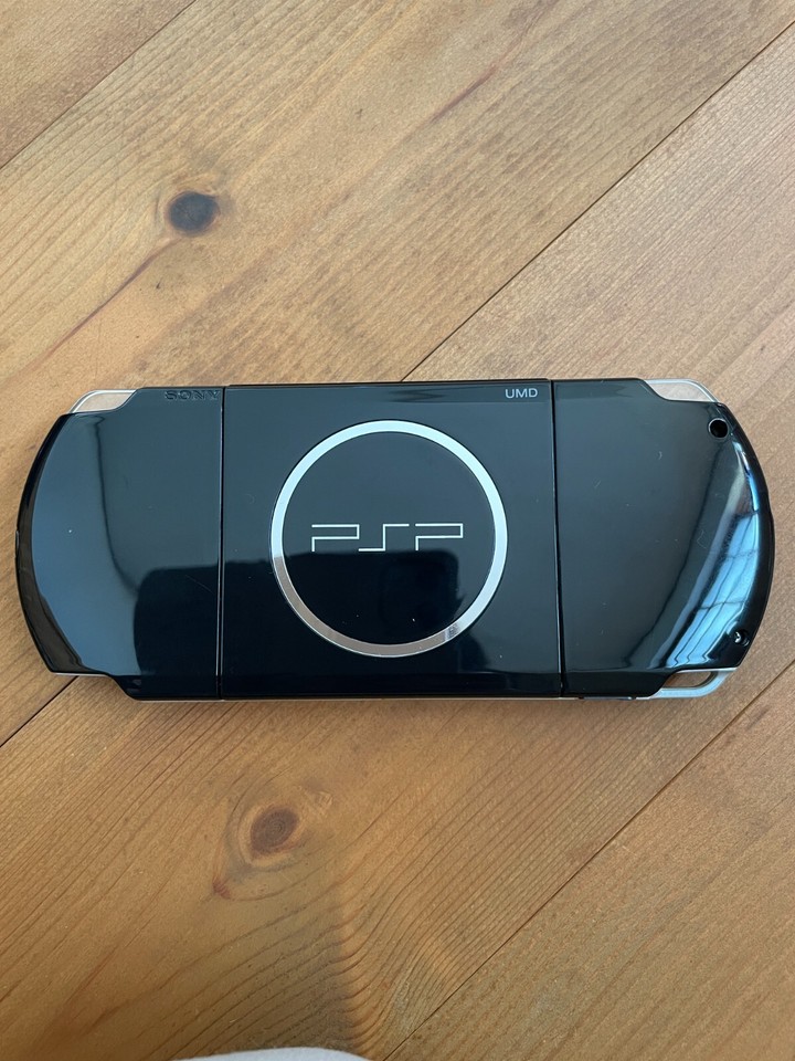 Sony PSP-3000 Select Color w/Charger + new battery + random 3 games ...