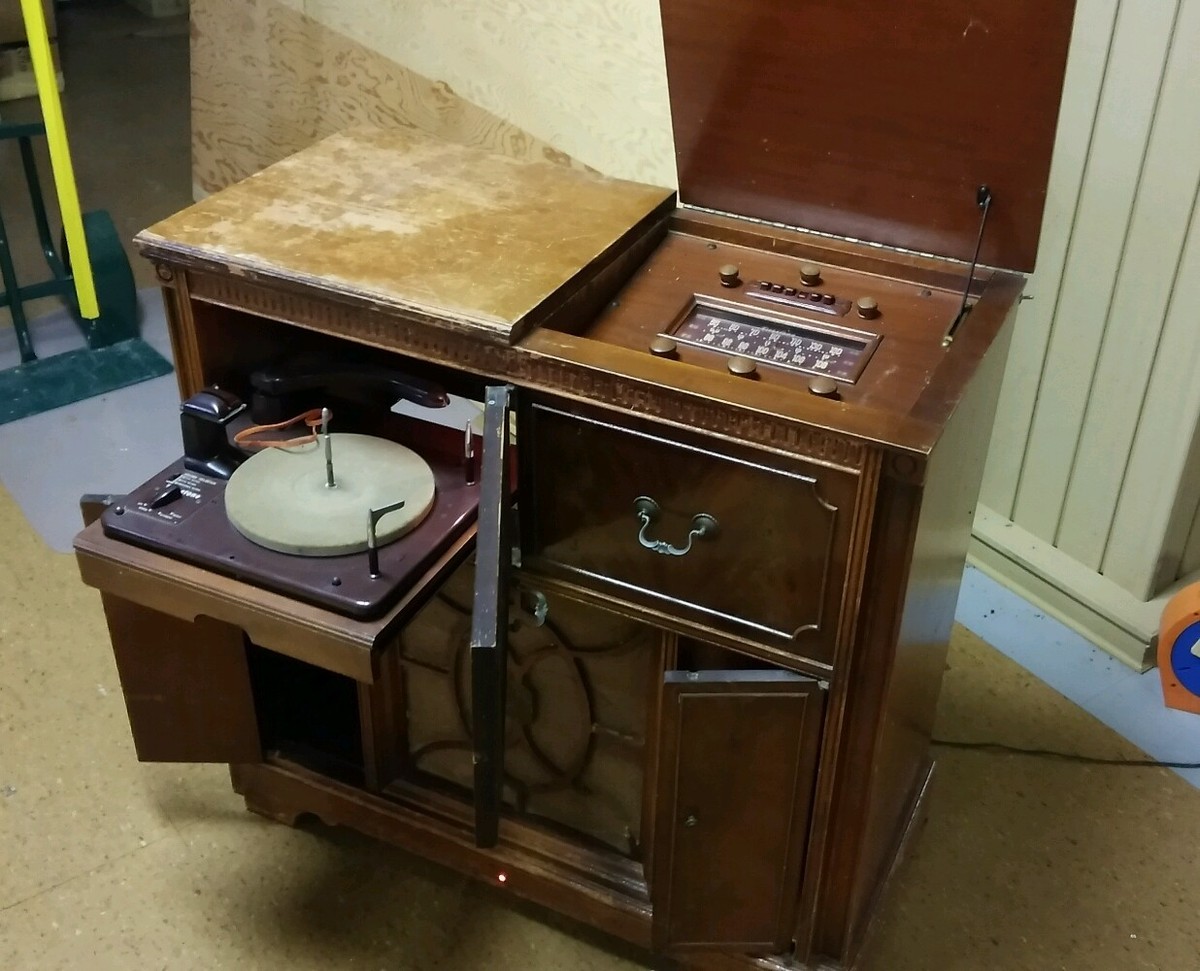 Vintage Firestone Console Radio Record Player Receiver 4a Old Cabinet