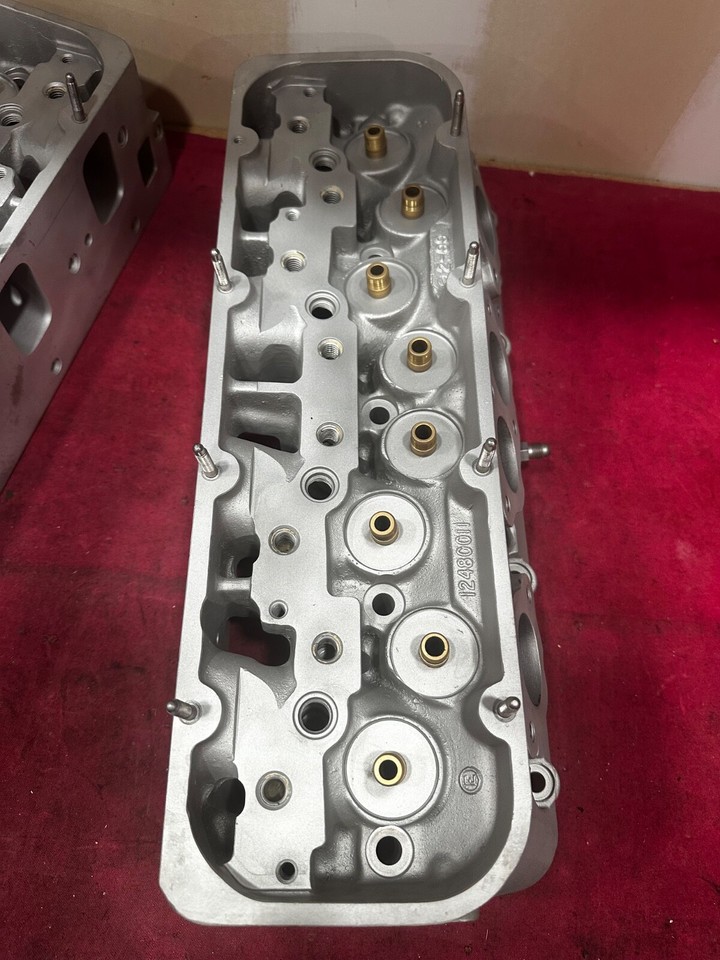 NASCAR SB2.2 Chevrolet Aluminum Cylinder Heads 3162 | eBay