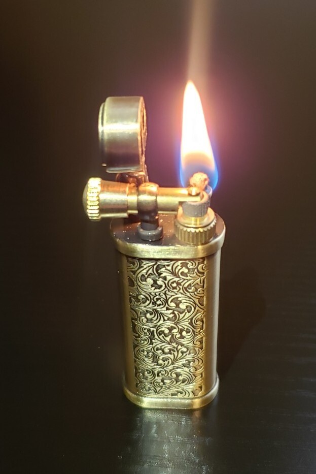 VINTAGE RETRO STYLE ROLLER LIGHTER Trench Retro Fuel Saving Lighter O ...