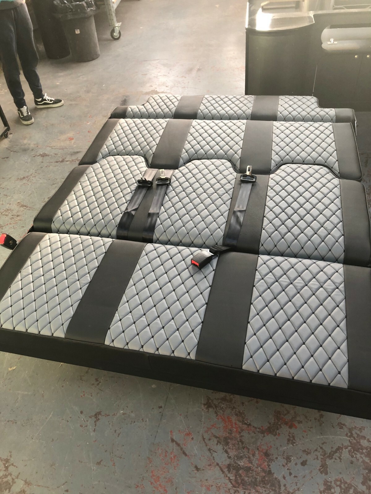 Full Width 140cm Rock & Roll Bed VW T4 T5 T6 Custom Vivaro Trafic 3 ...