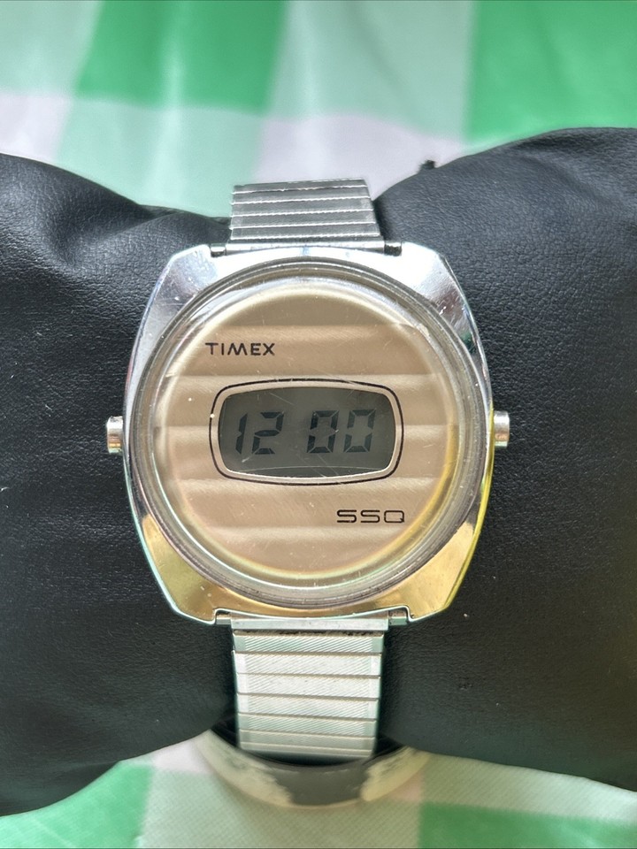Vintage Timex SSQ Digital Watch | eBay