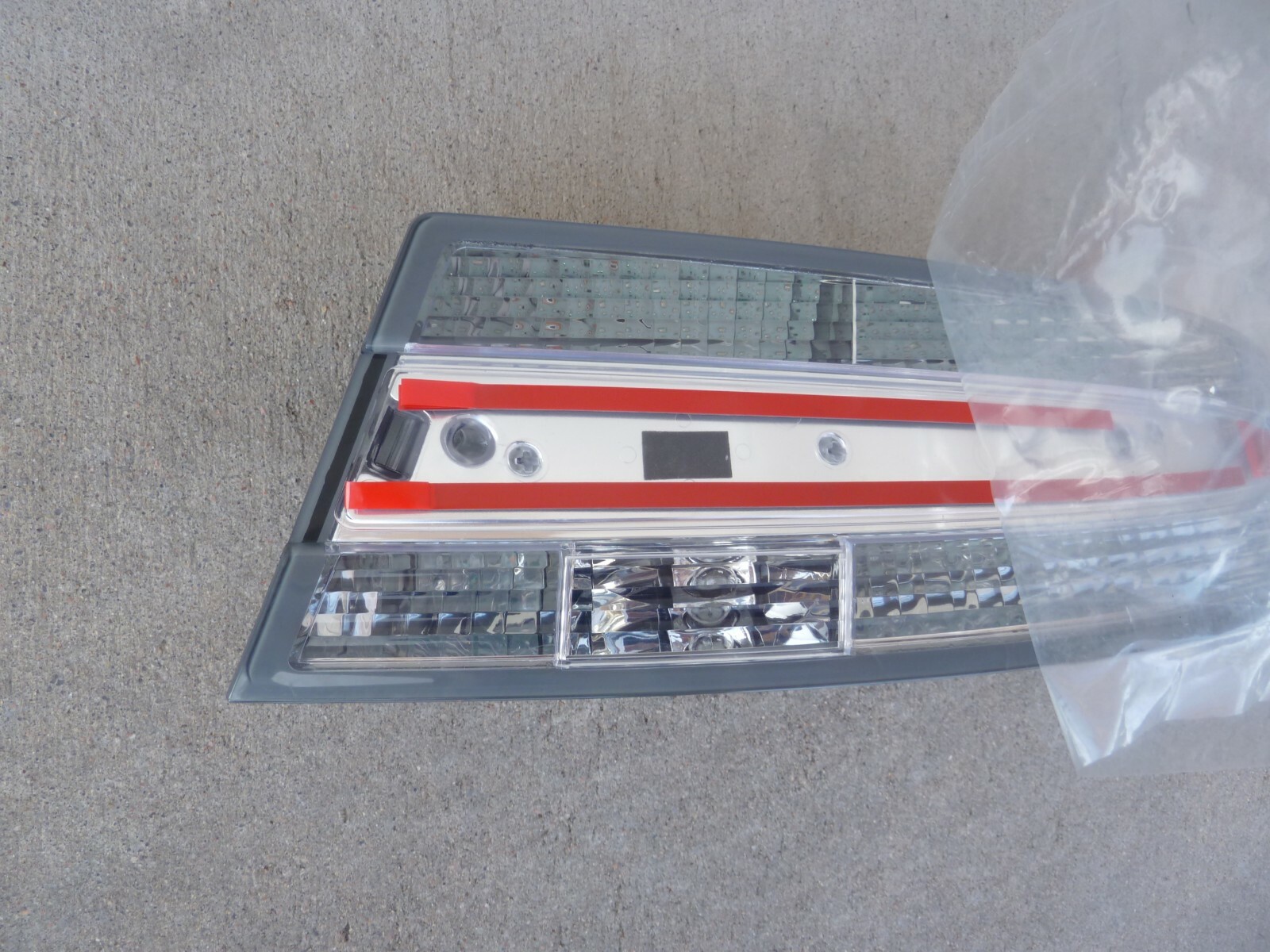 NEW ASTON MARTIN DBS DB9 Vantage Clear LED Right Tail light OEM | eBay