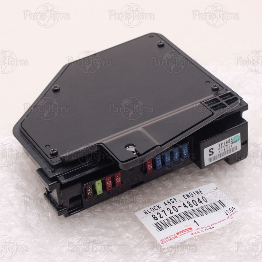 2008-2010 Toyota Highlander Engine Room Junction Block Assembly ...