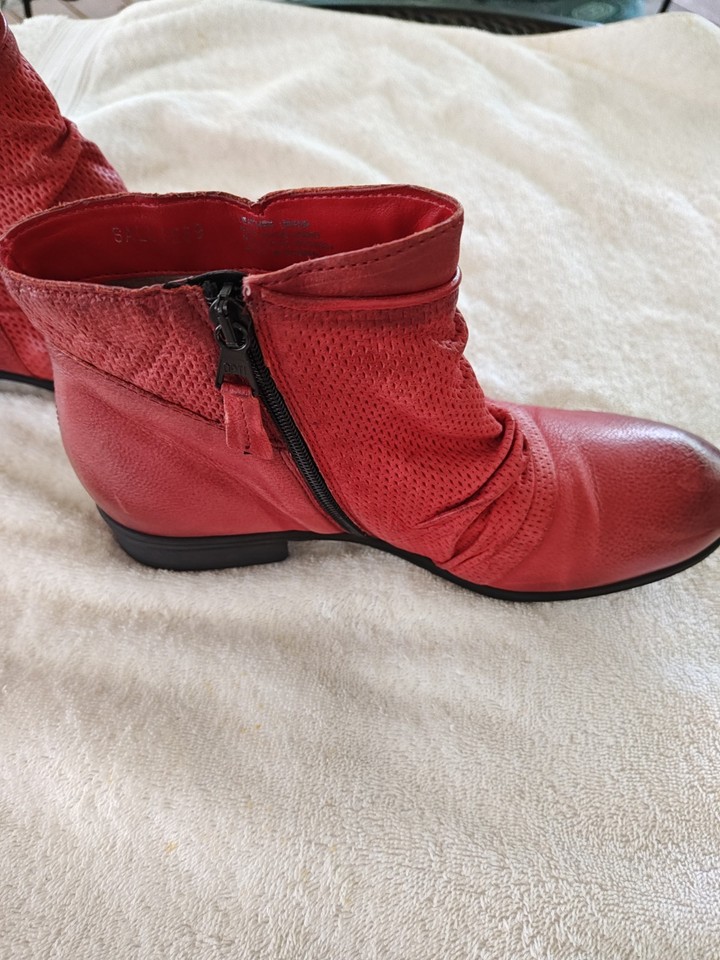 Miz Mooz Boots Red Size 8.5 | eBay