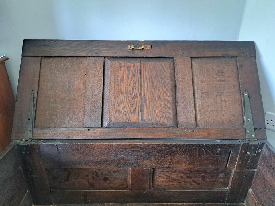 17th Century OAK COFFER With Stand + "Safe Bind Safe Find" Inscription ...
