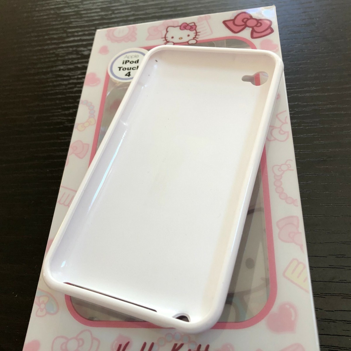 Cute Hello Kitty Ipod 4 Cases