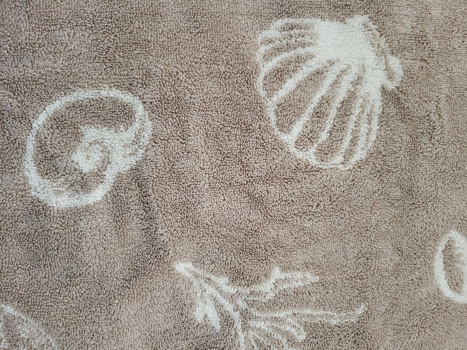 Seashell Bath Towels TAN Bath towel and hand towel Beige Set of 2 NEW ...