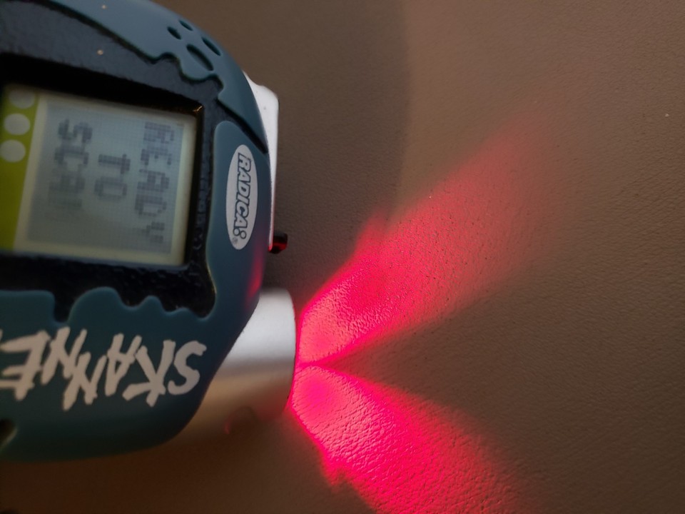 Vintage 2000 Radica Skannerz Blue Handheld Barcode Scanner Monster Game ...