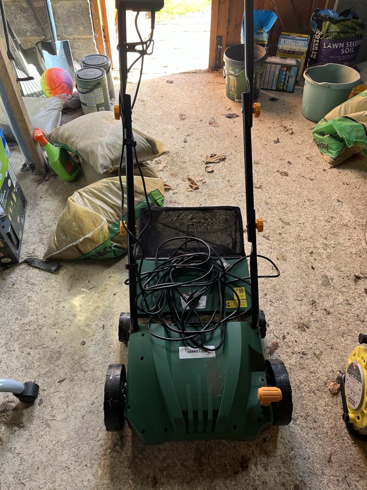 Essentials 32cm 1500W Raker & Scarifier 230-240V 2 in 1 Lawn Rake ...