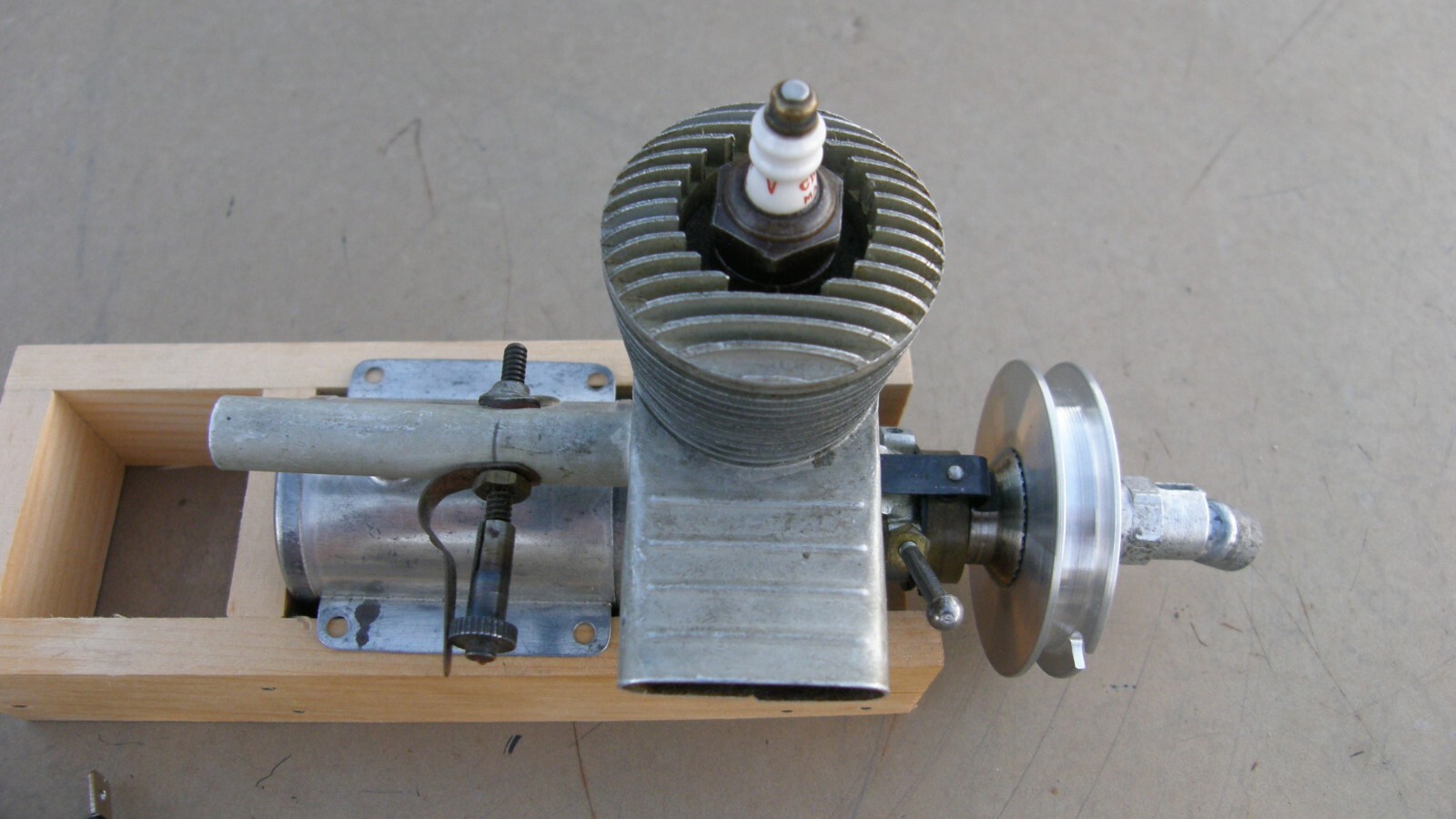 Bunch Tiger Speedway Engine Tether Car Tether Boat Model Airplane 1940s ...