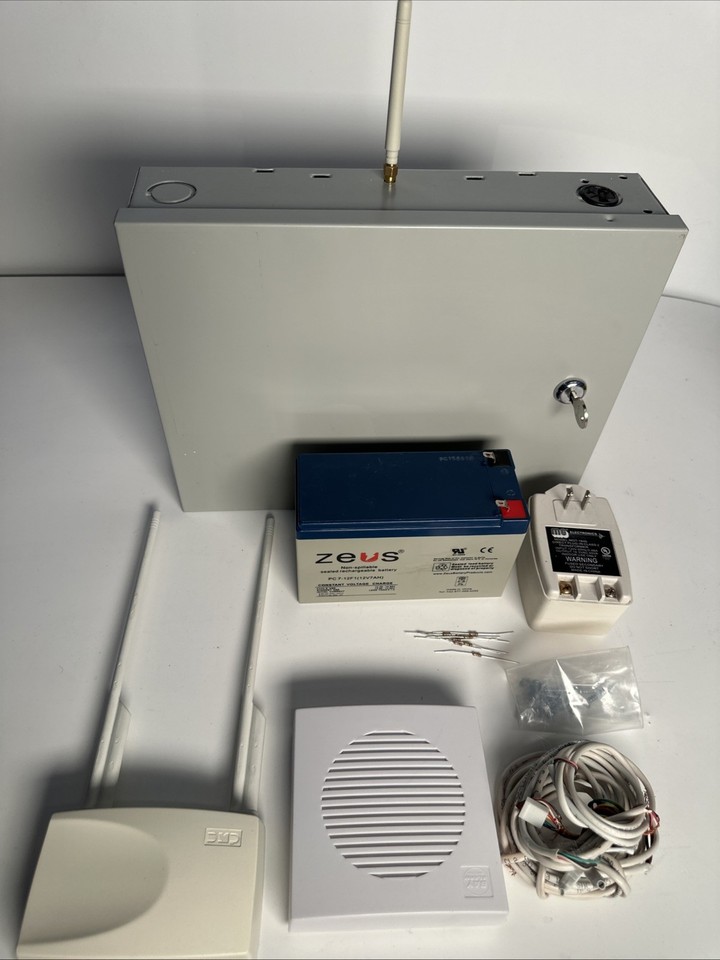 DMP Model XT30/XT50 Control Unit Box w Circuit Boards 12V Alarm 1100D ...