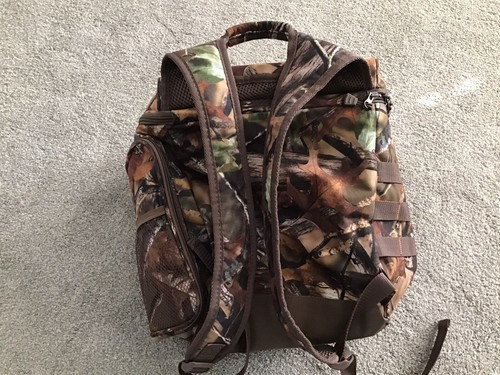 Hunt Valley Camouflage Insulated Backpack Cooler with Zip Flap Closure ...