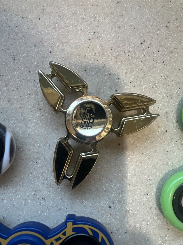 Lot of 7 Fidget Spinners, A Variety Of Different Spinners | eBay