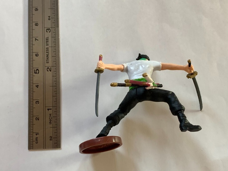 ZORO One Piece Mini Figure Choco egg Figure 2018 Anime comics Toy ...